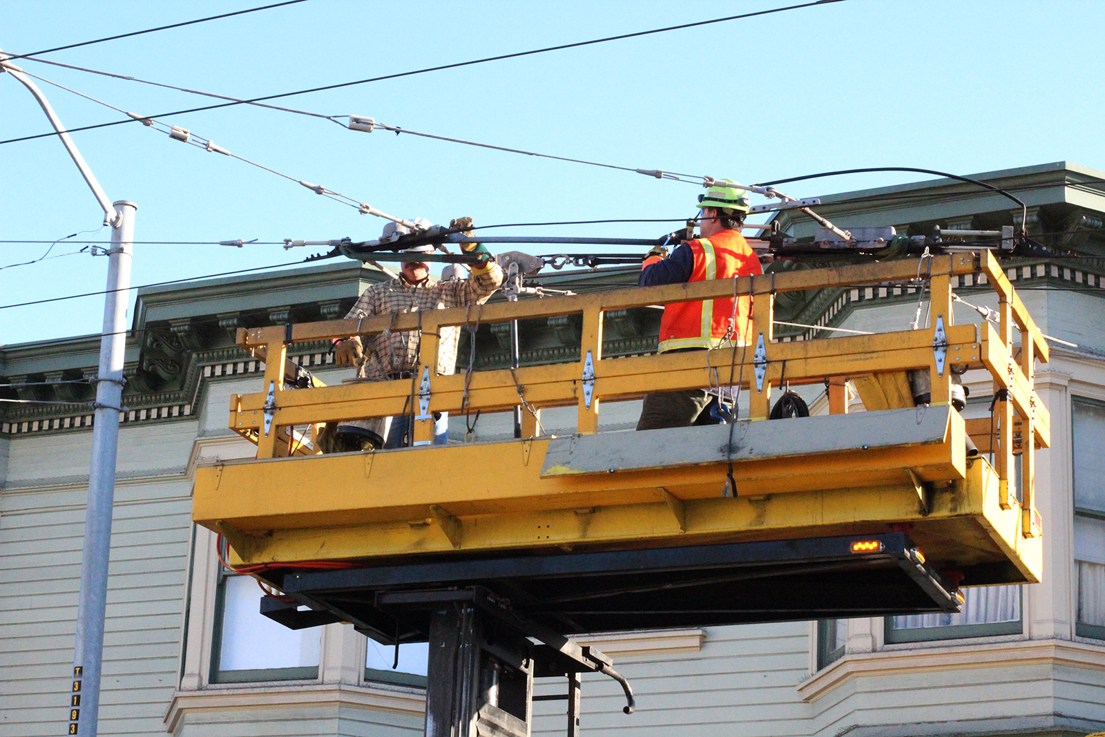 SNAP: Fixing Big Cables - Mission Local